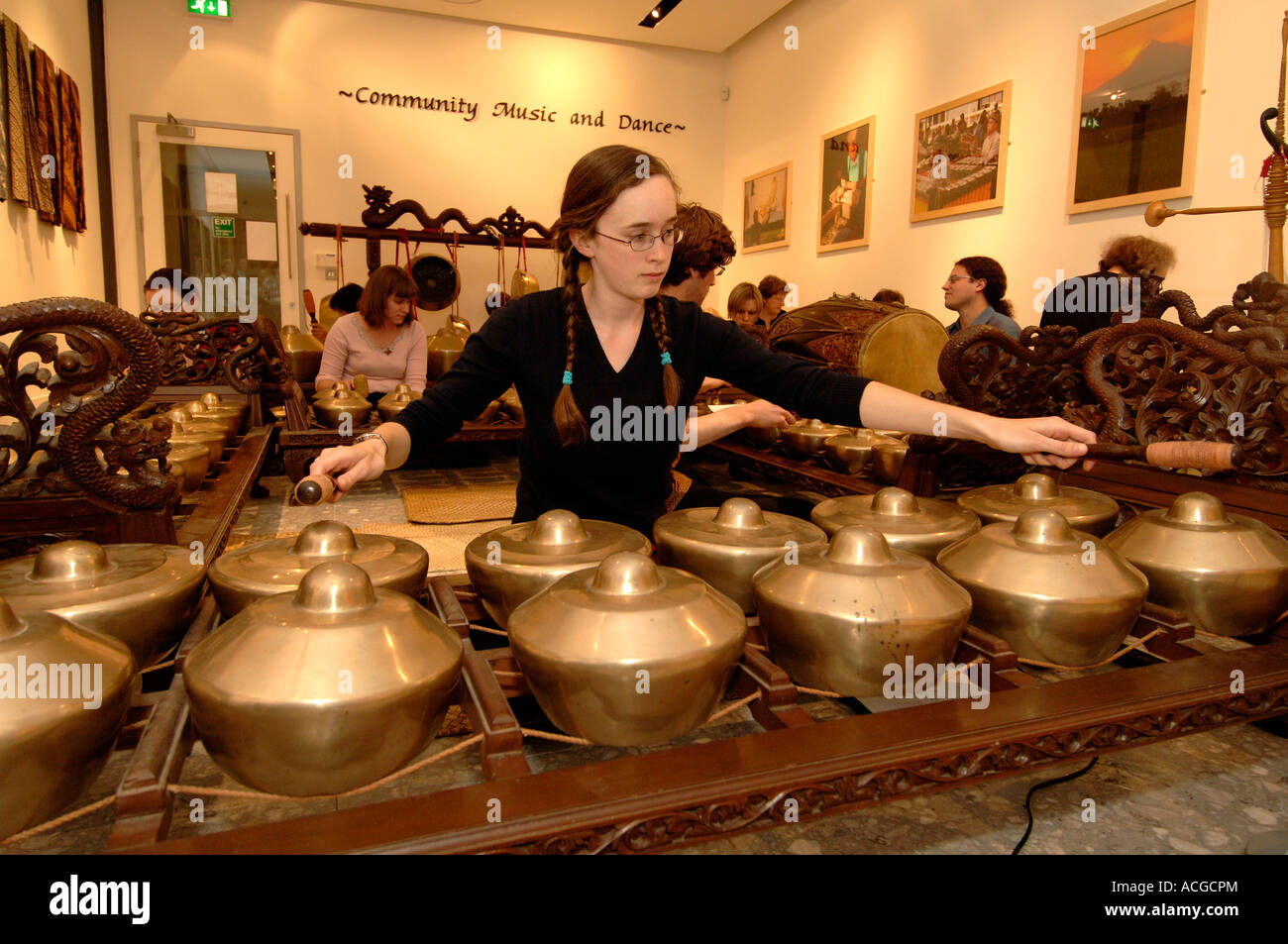 Gamalan hi-res stock photography and images - Alamy