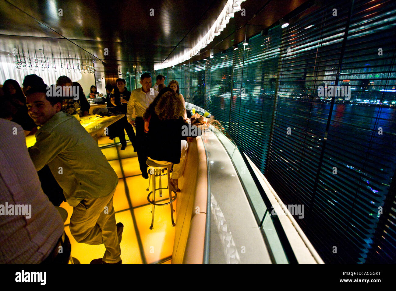 Felix Bar Peninsula Hotel Kowloon Hong Kong Stock Photo - Alamy