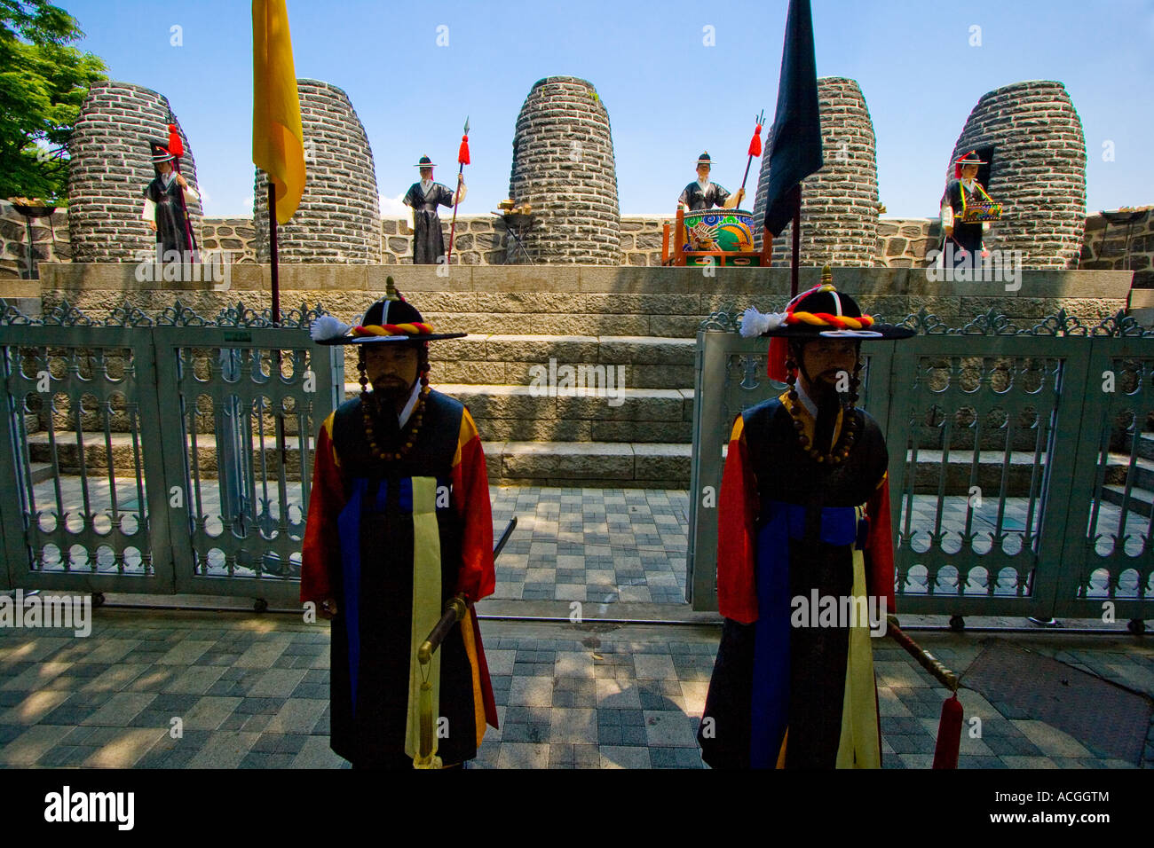 Costumed Ceremonial Guard Warning Lighthouse Beacon Mound Seoul ...
