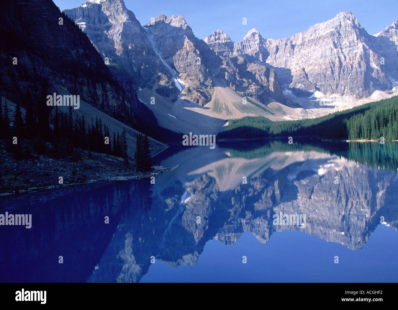 lake moraine in banff national park alberta canada Stock Photo - Alamy