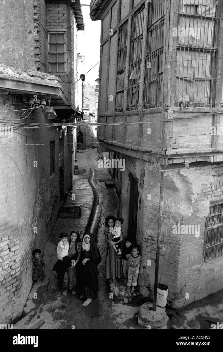 Historical Back street. Old area of Baghdad Iraq Stock Photo - Alamy
