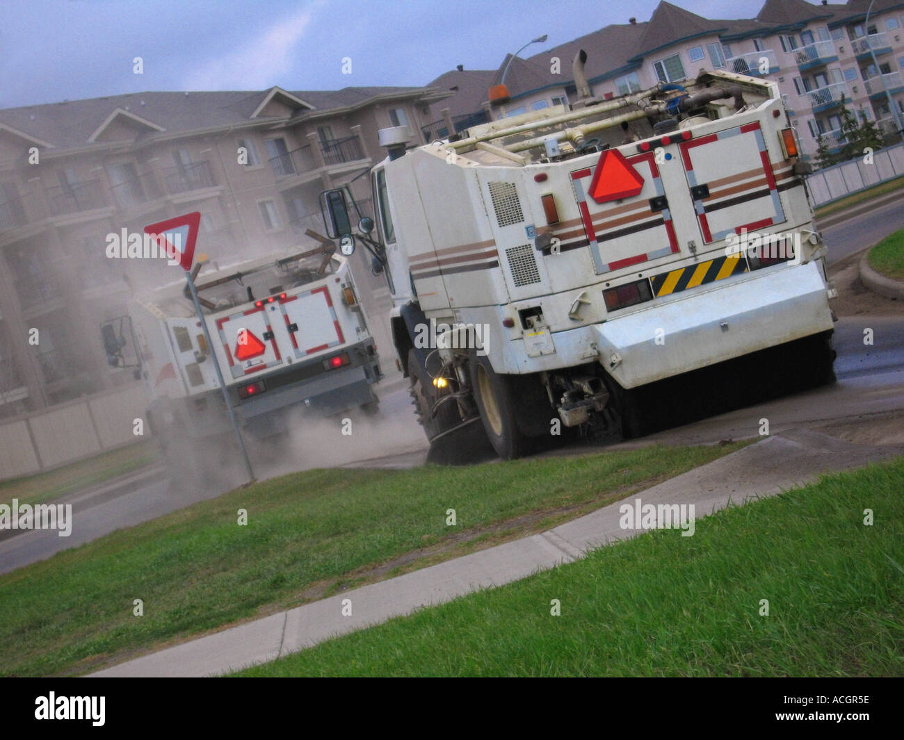 Street sweeper hi-res stock photography and images - Alamy