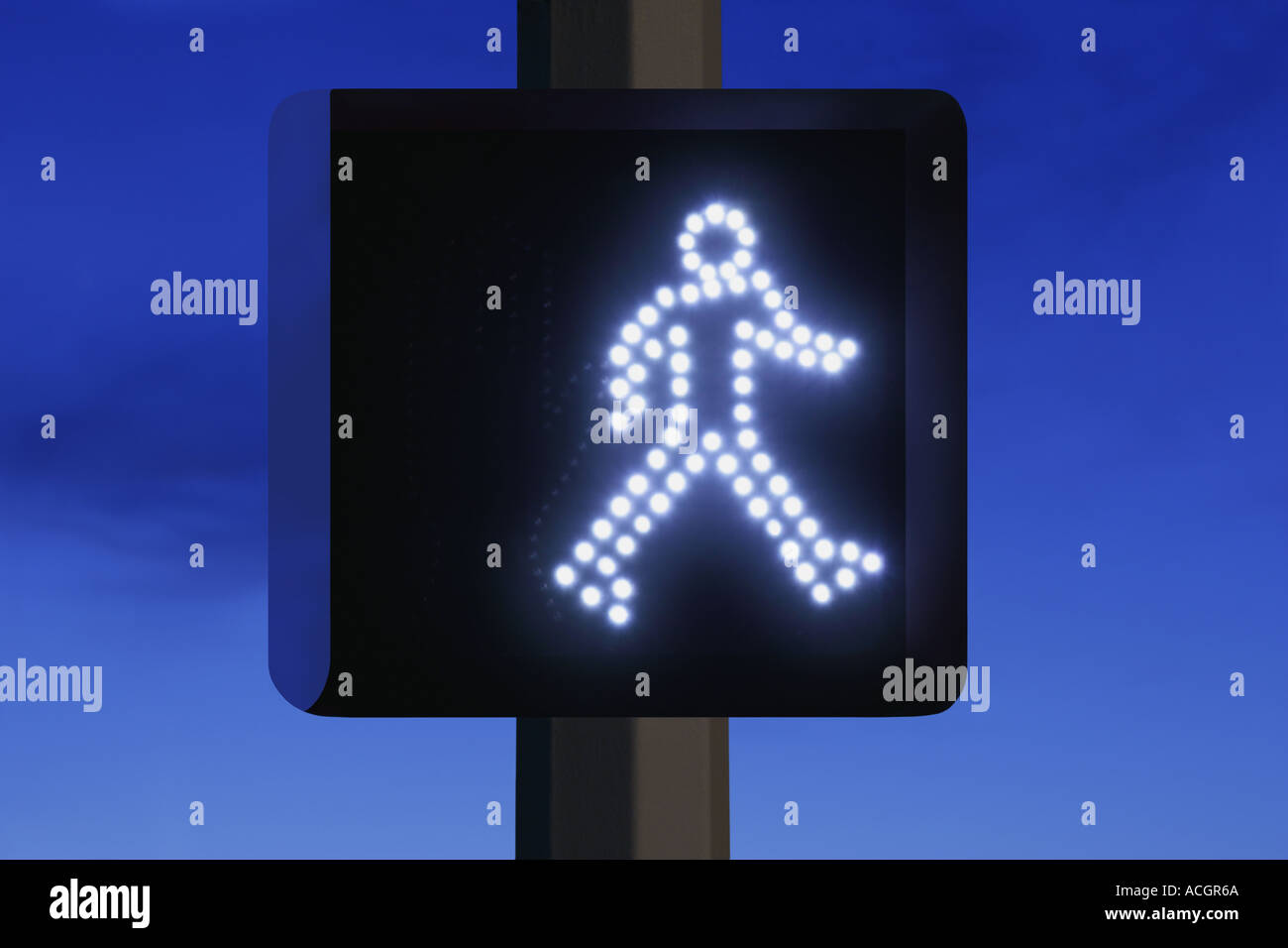 Walk street sign Stock Photo - Alamy