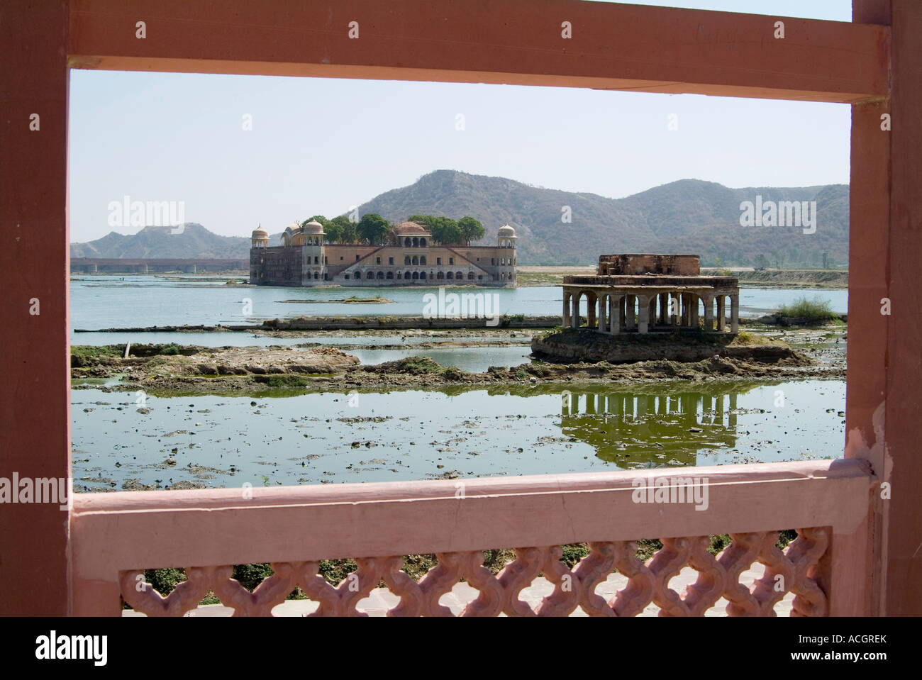 Jal mahal water royal hi-res stock photography and images - Alamy