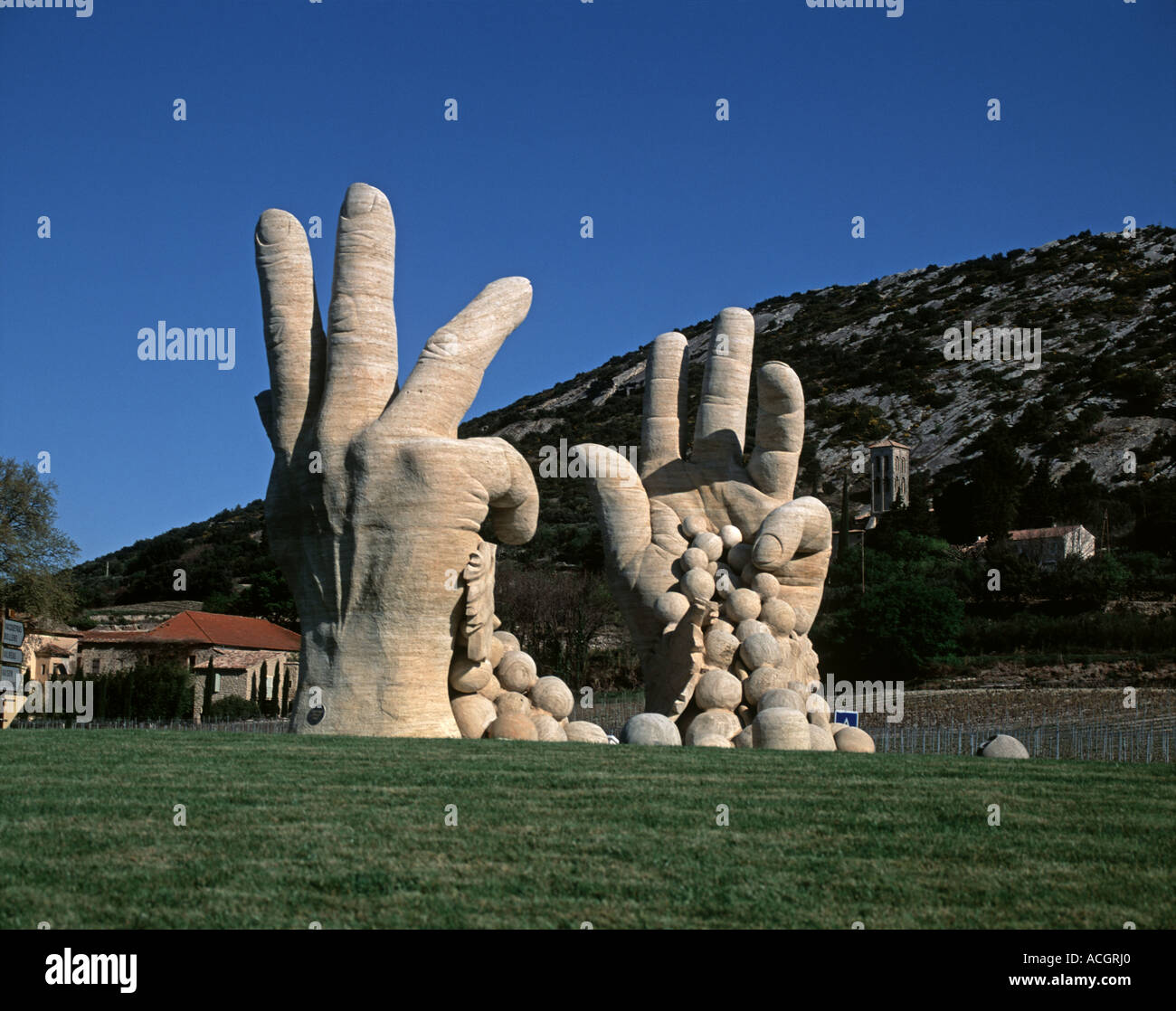 Giant Hand Sculpture Stock Photos & Giant Hand Sculpture Stock Images ...