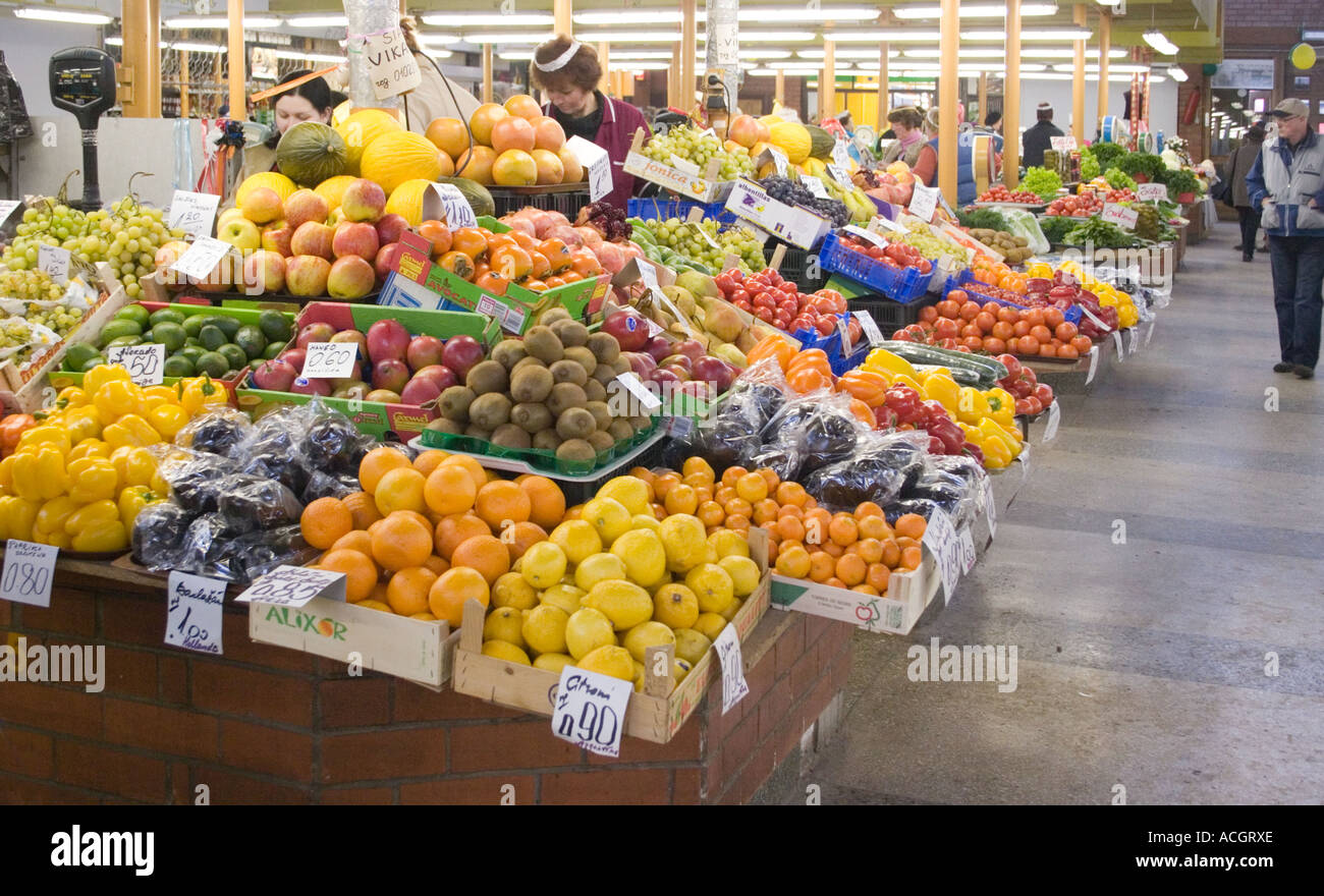 Well stocked stalls hi-res stock photography and images - Alamy