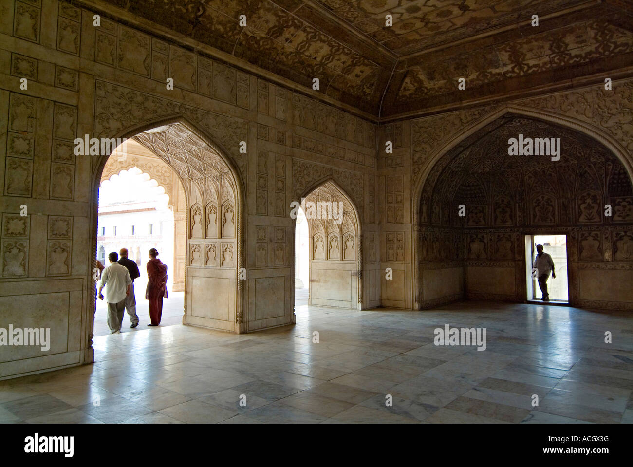 WHITE STONE HALL WITH BEAUTIFUL PERSIAN ART WORK ON WALLS AND HUGE ...