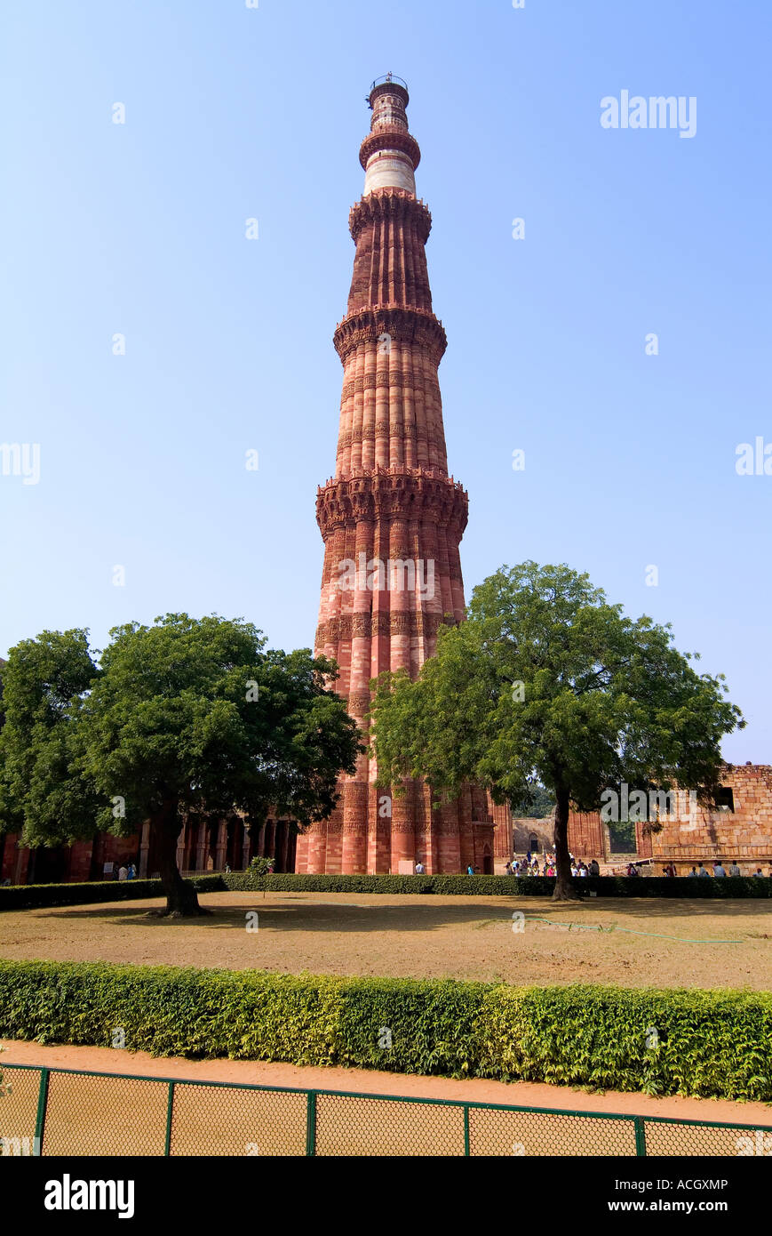 QUTUB MINAR IN DELHI INDIA THE TALLEST BRICK MINARAT IN WORLD Stock ...