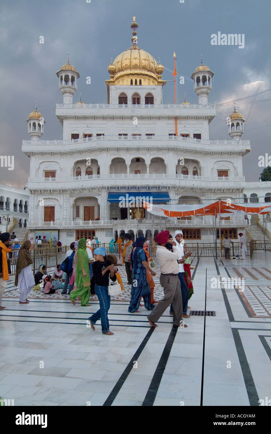 Akal takht hi-res stock photography and images - Alamy