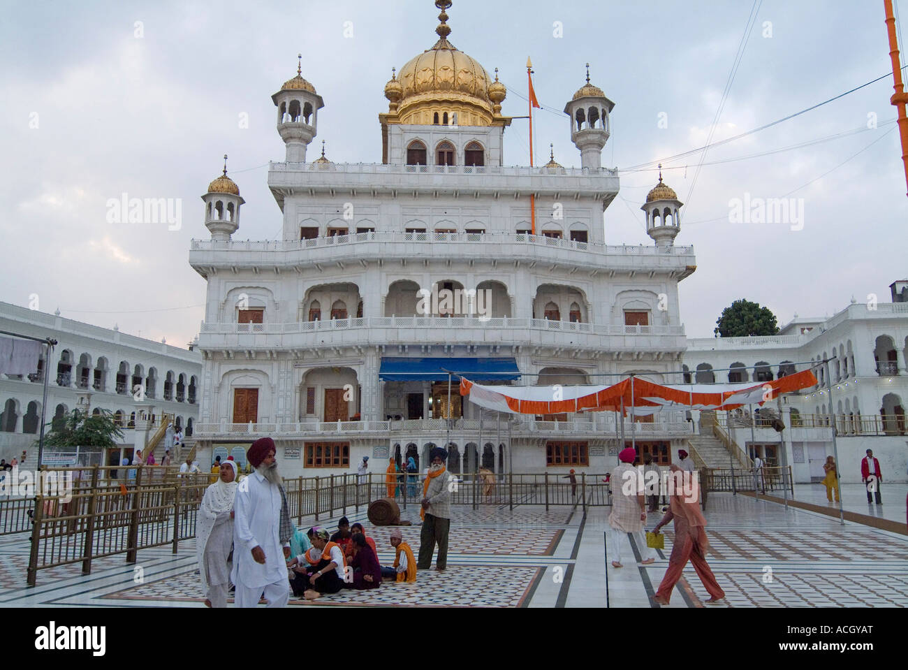 Akal takht hi-res stock photography and images - Alamy