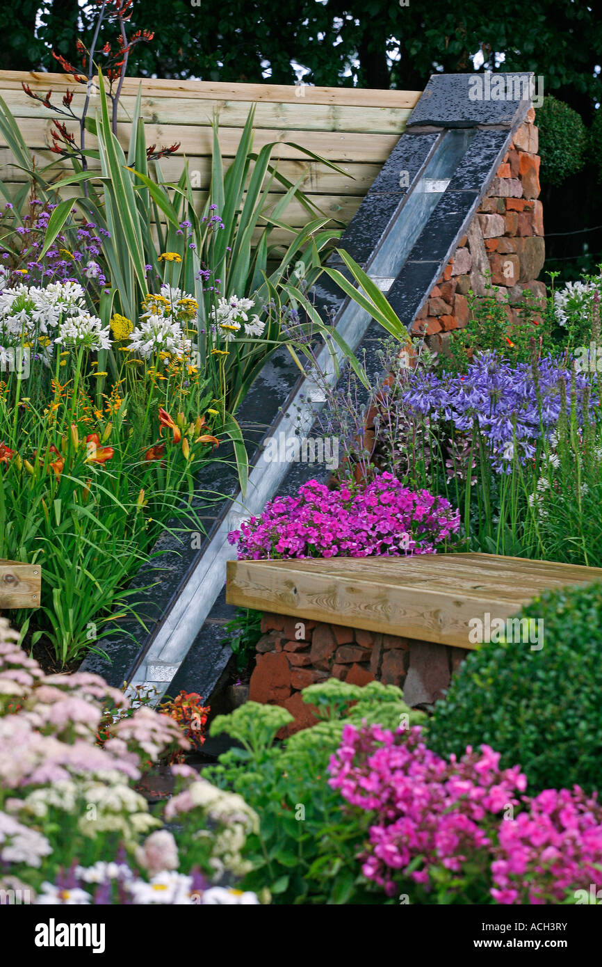 THE CATER ALLEN PRIVATE BANK GARDEN. DESIGNER: JAMIE DUNSTAN Stock ...