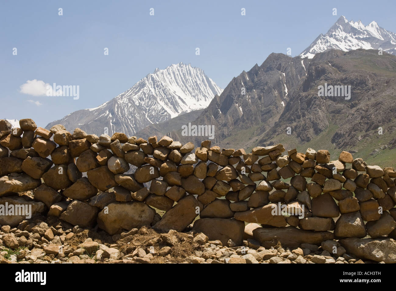 India Himachal Pradesh Spiti Pin valley Mud village of Tellin stone ...