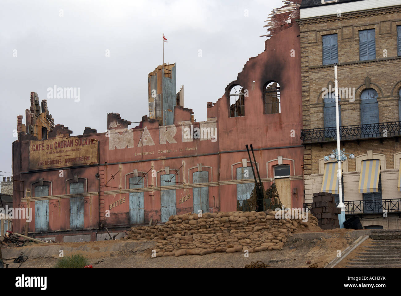 Scene from movie two hi-res stock photography and images - Alamy