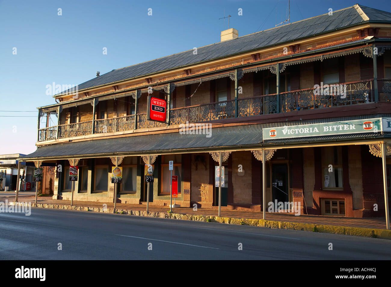 Historic building peterborough south australia hi-res stock photography ...