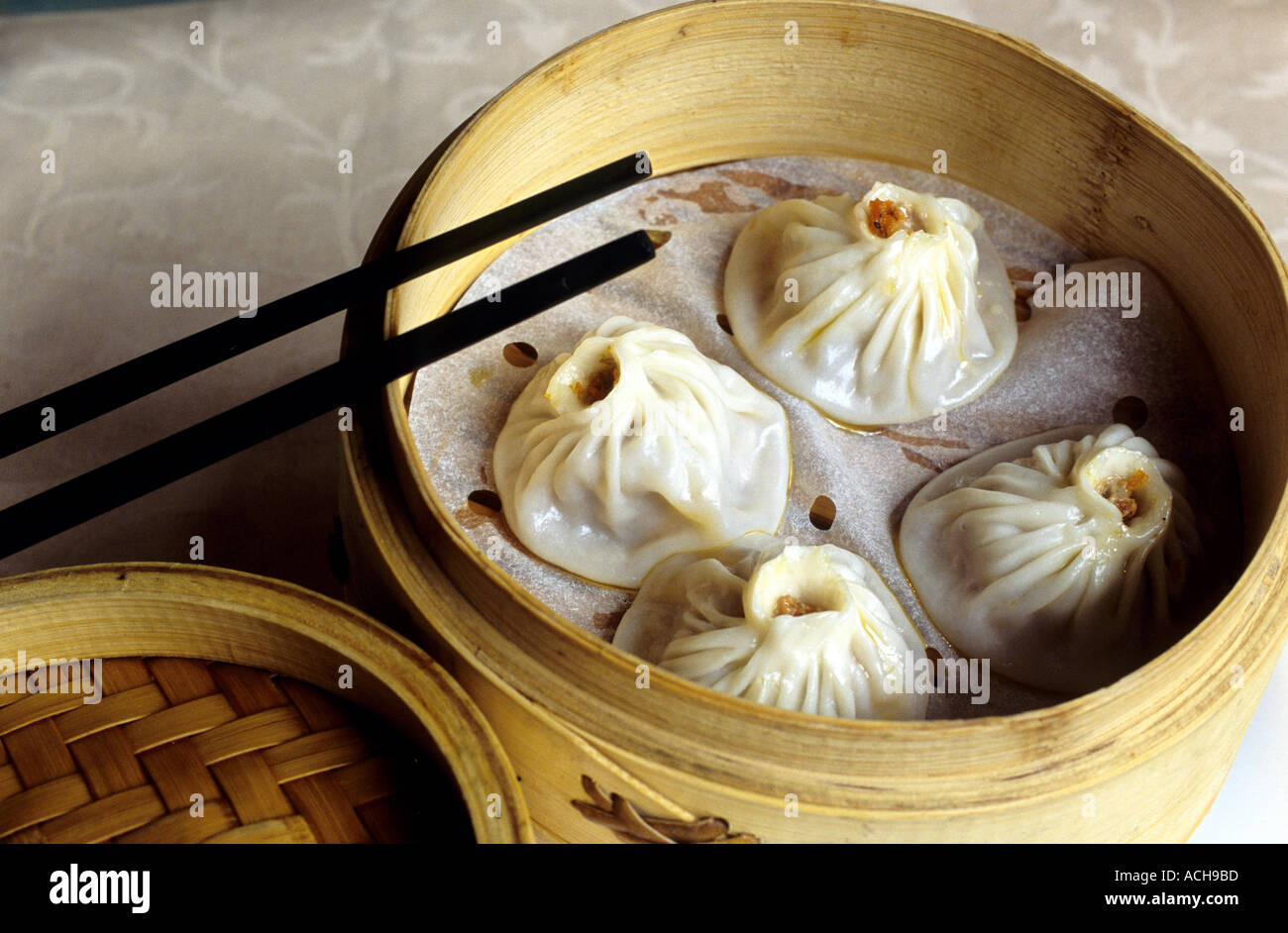 Dim Sum steamed upmarket restaurant Ye Shanghai in former French ...