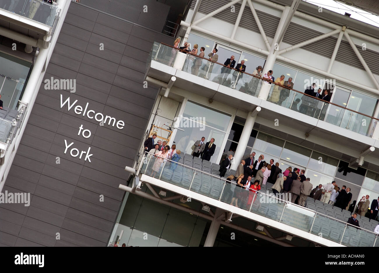 'Welcome to York' (3) - York Racecourse Stock Photo - Alamy