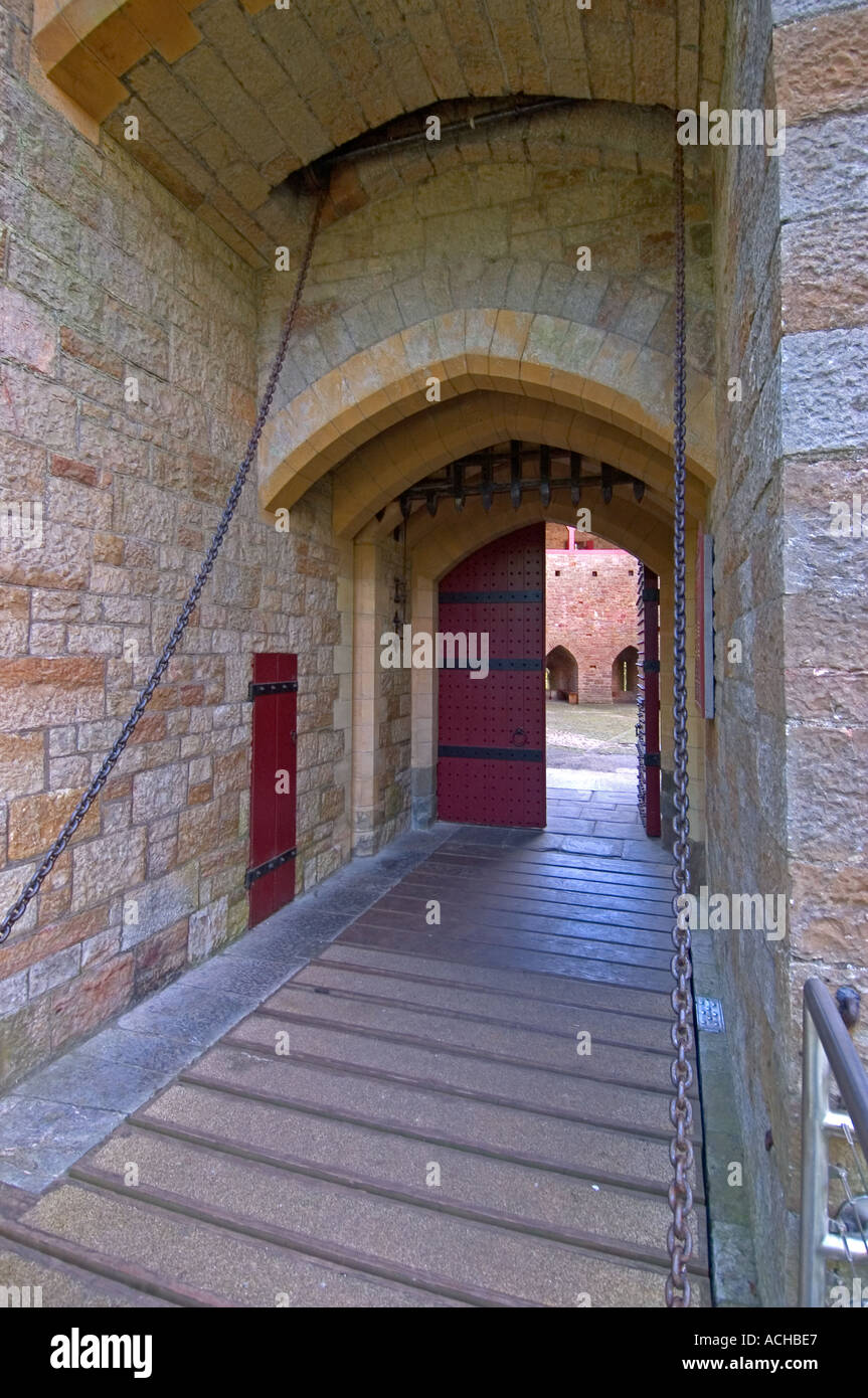 Castle drawbridge and portcullis hi-res stock photography and images ...