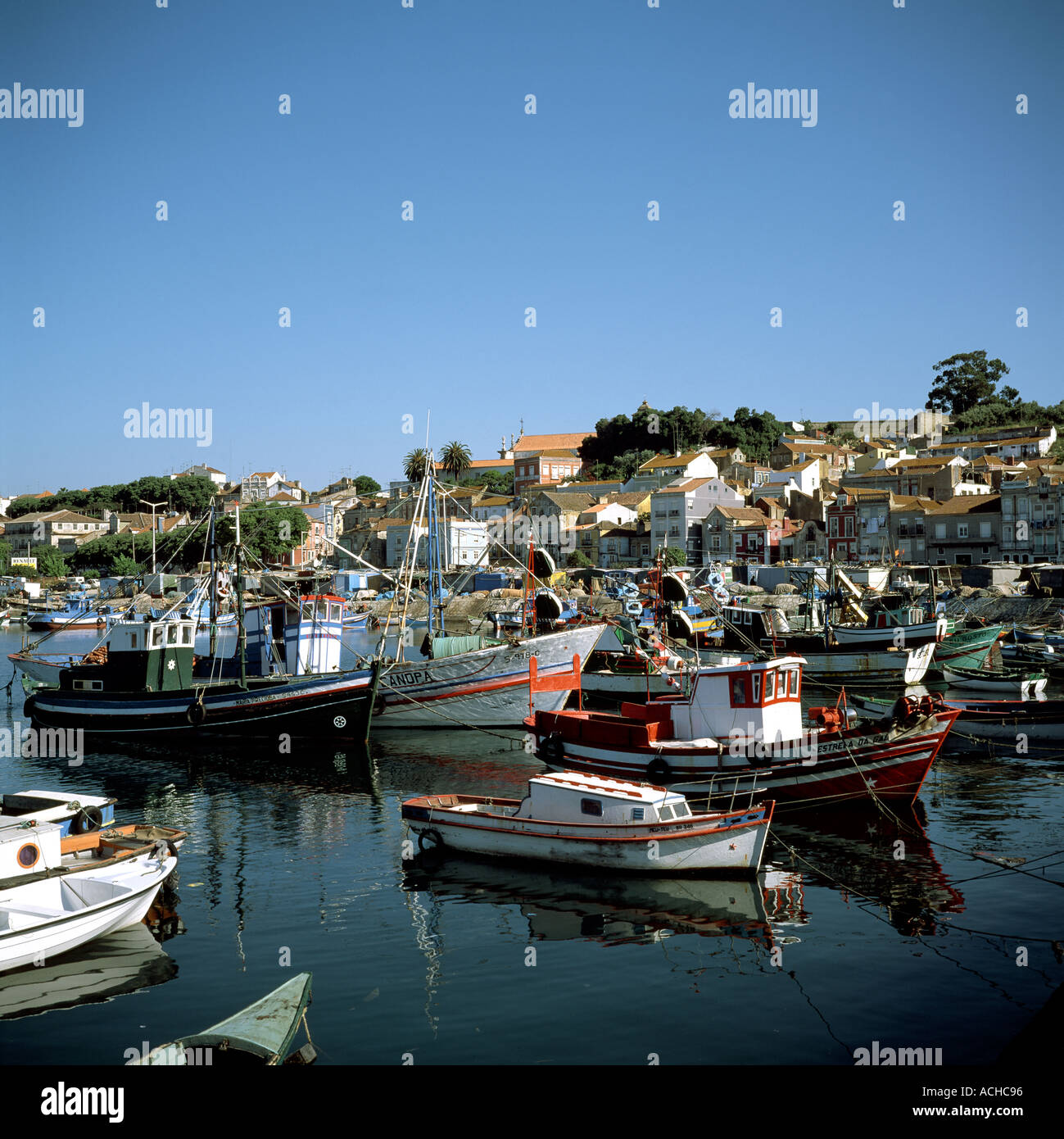 Fishing harbour setubal portugal hi-res stock photography and images ...
