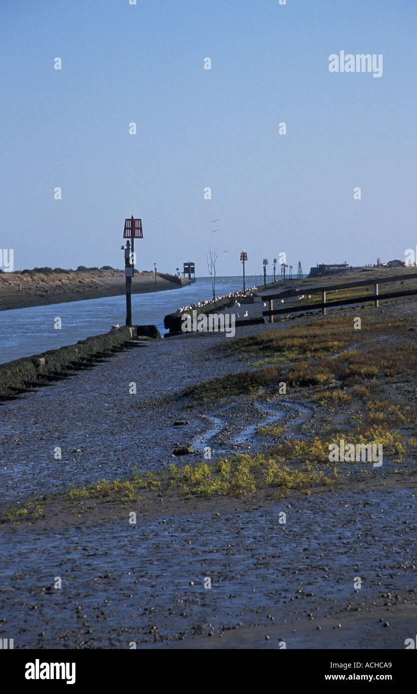 Tidal mouth of river hi-res stock photography and images - Alamy