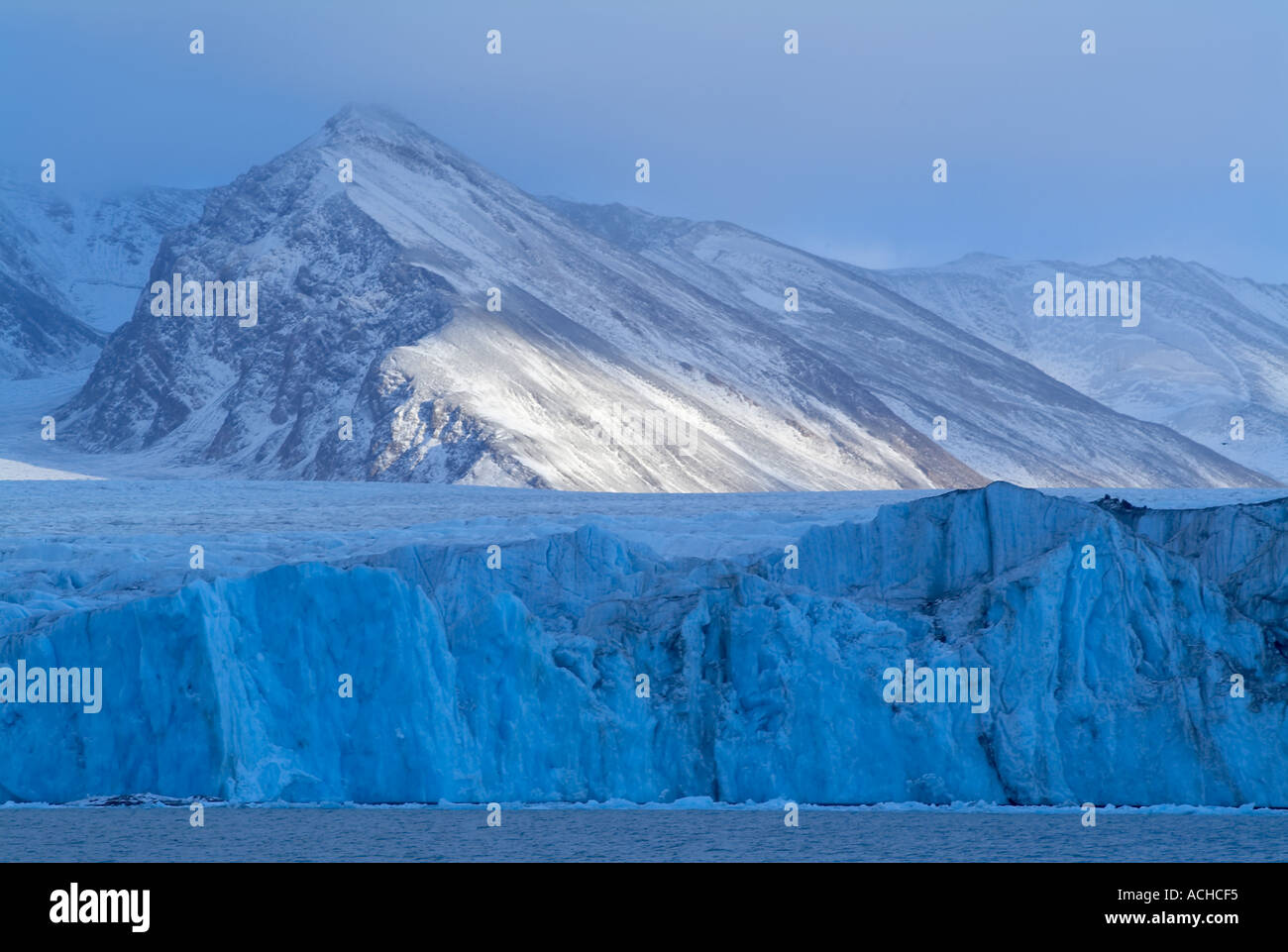 Mountain landscape of Svalbard Stock Photo - Alamy