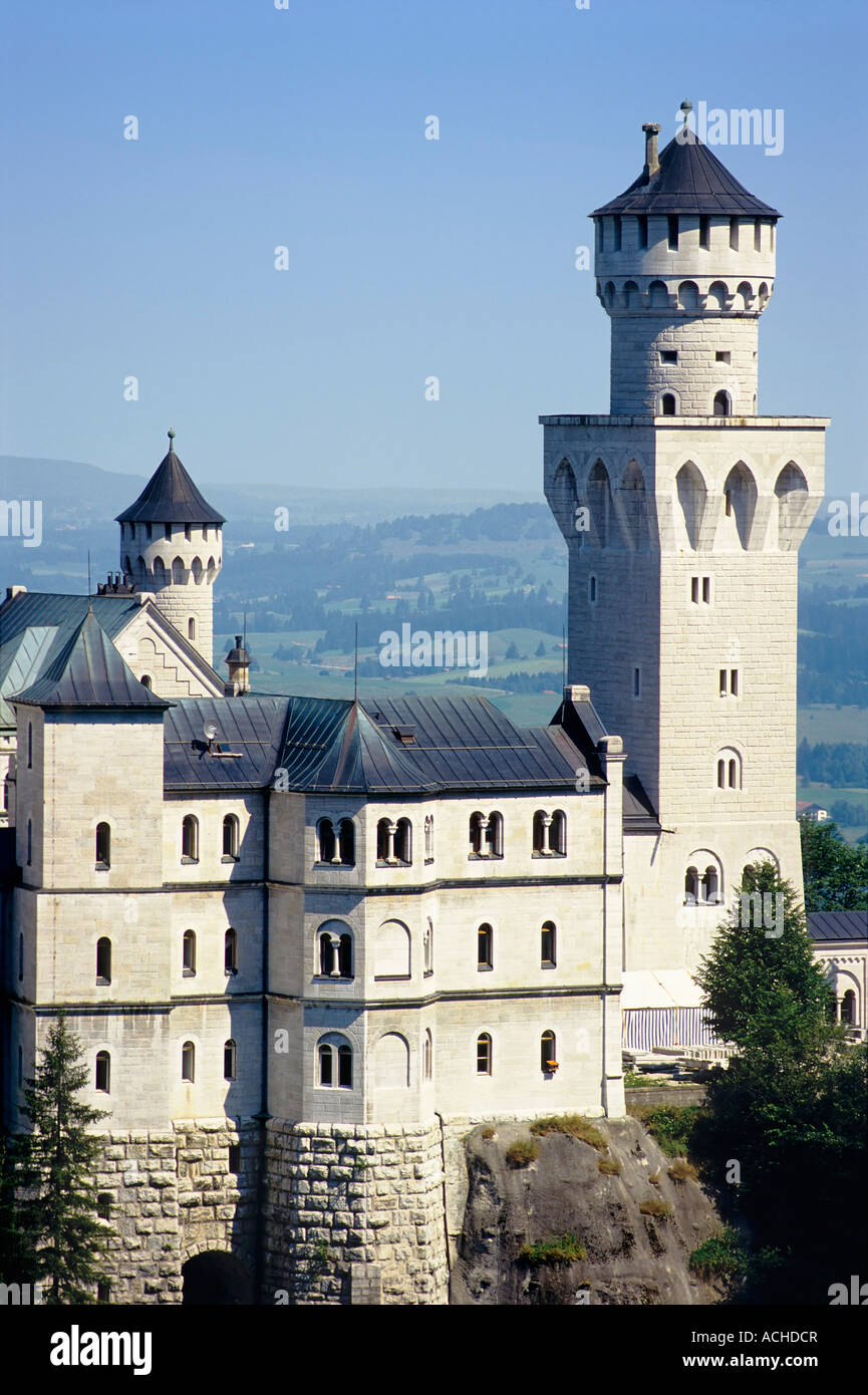 Neuschanstein, worldwide famous german castle in bavarian alps imagined ...