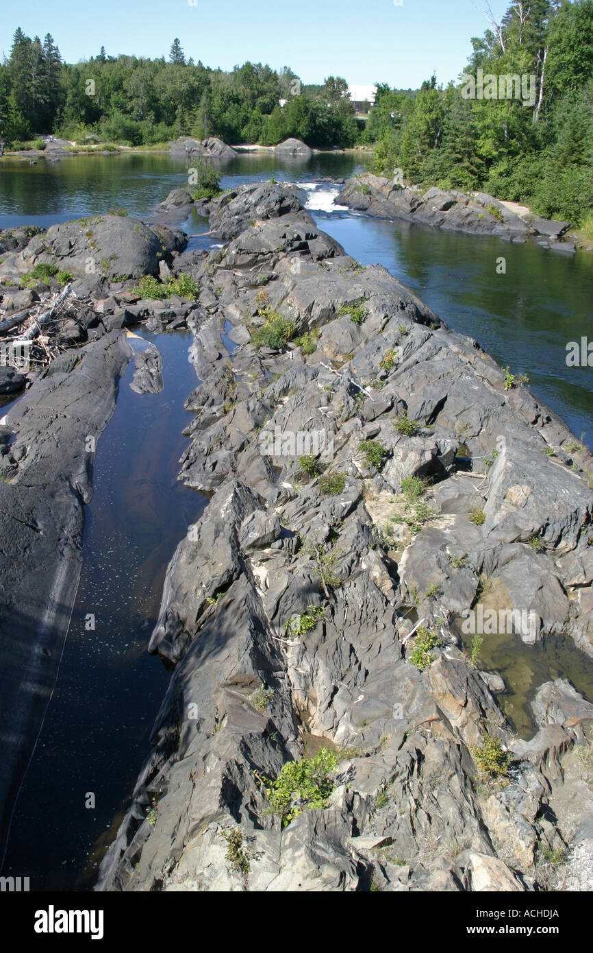 river rock formation Stock Photo - Alamy