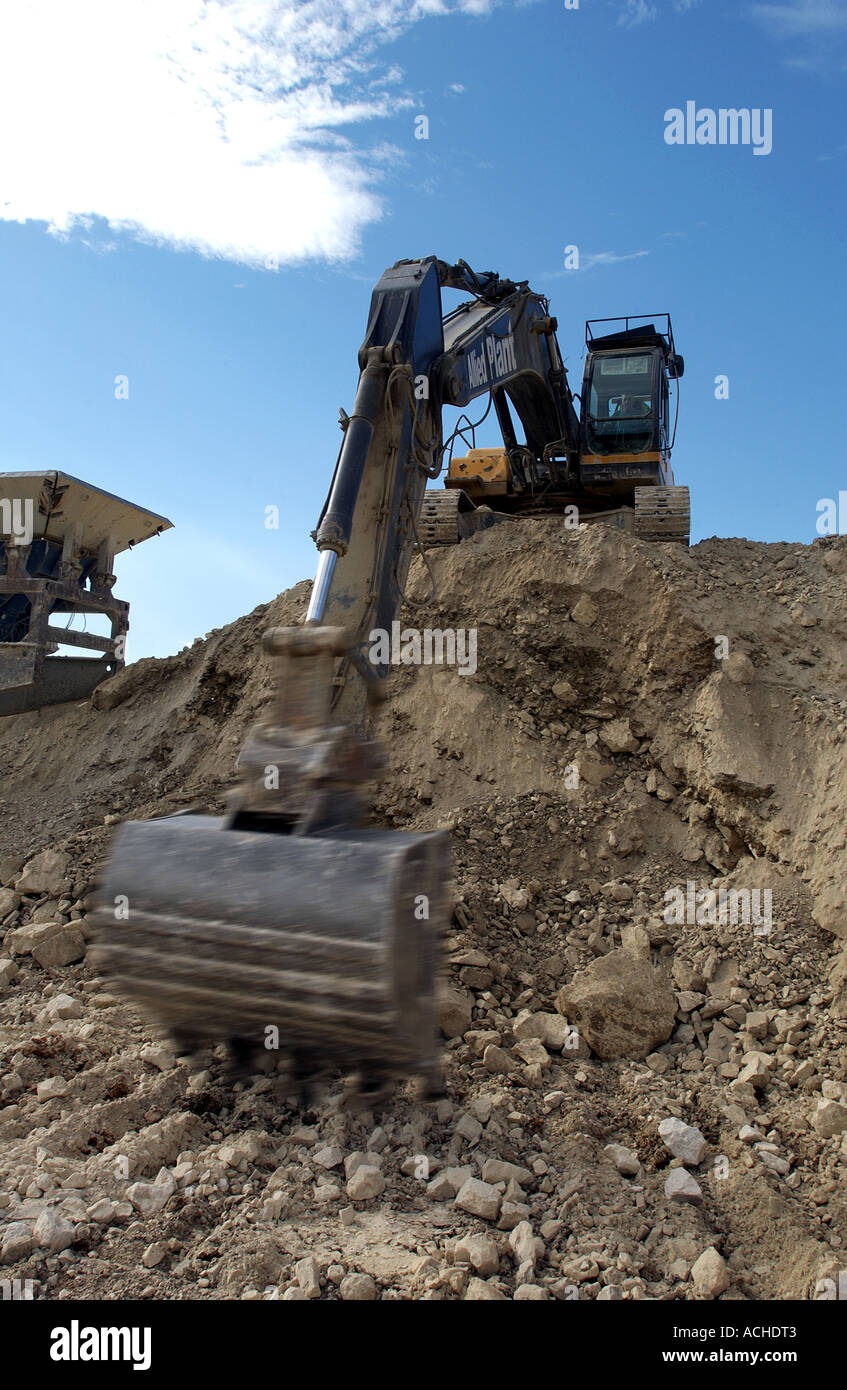 Aggregate processing for UK motorway construction (4 Stock Photo - Alamy