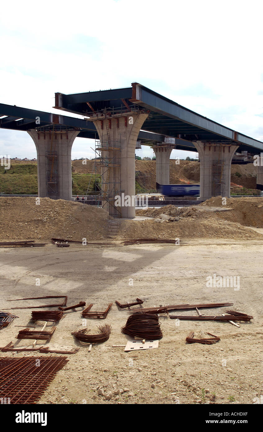 Motorway construction workers, uk hi-res stock photography and images ...