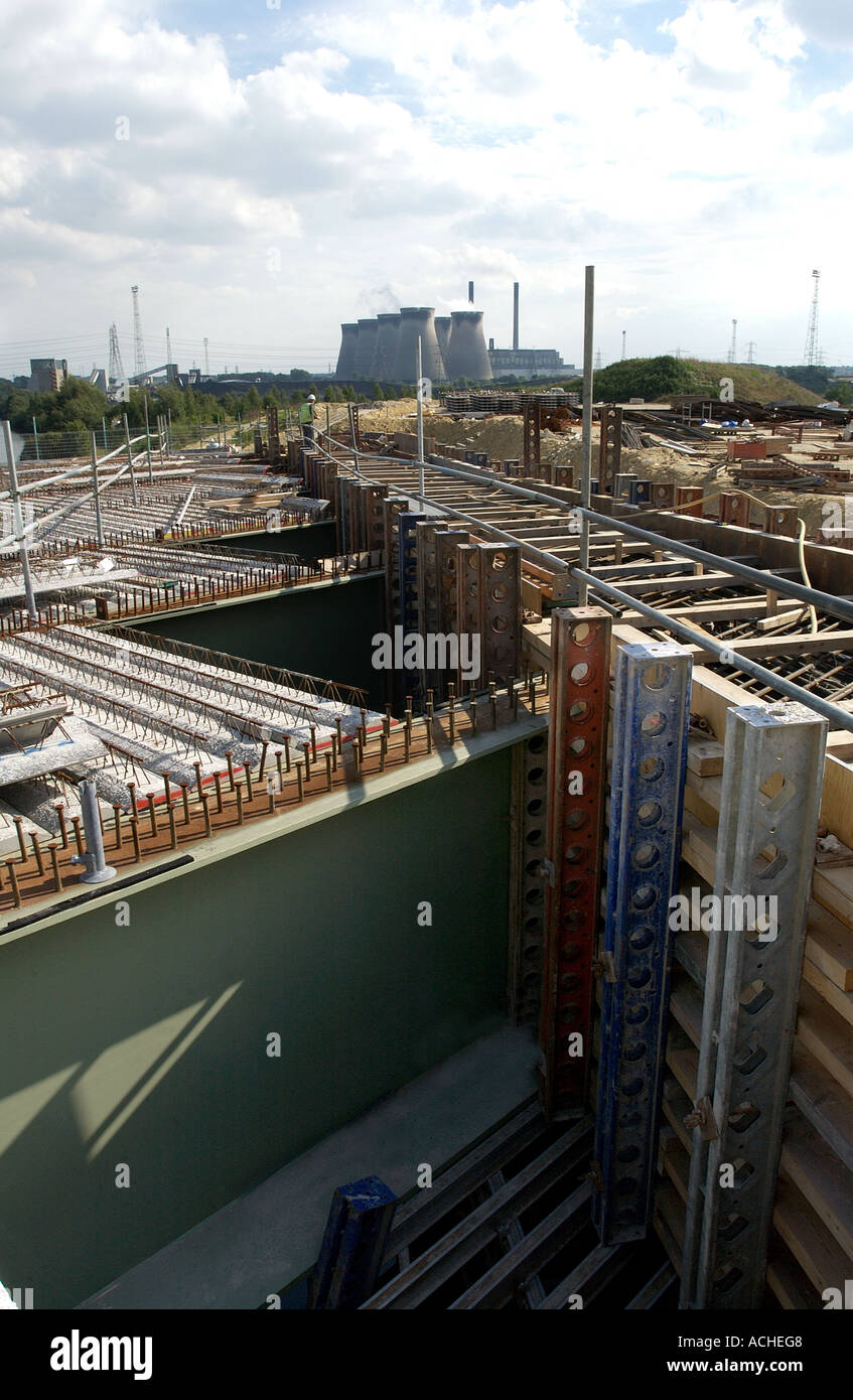 Construction trucks uk hi-res stock photography and images - Alamy