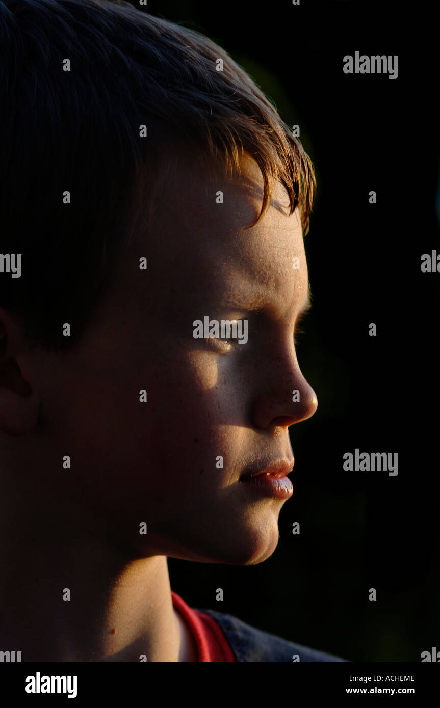 Classical profile hi-res stock photography and images - Alamy