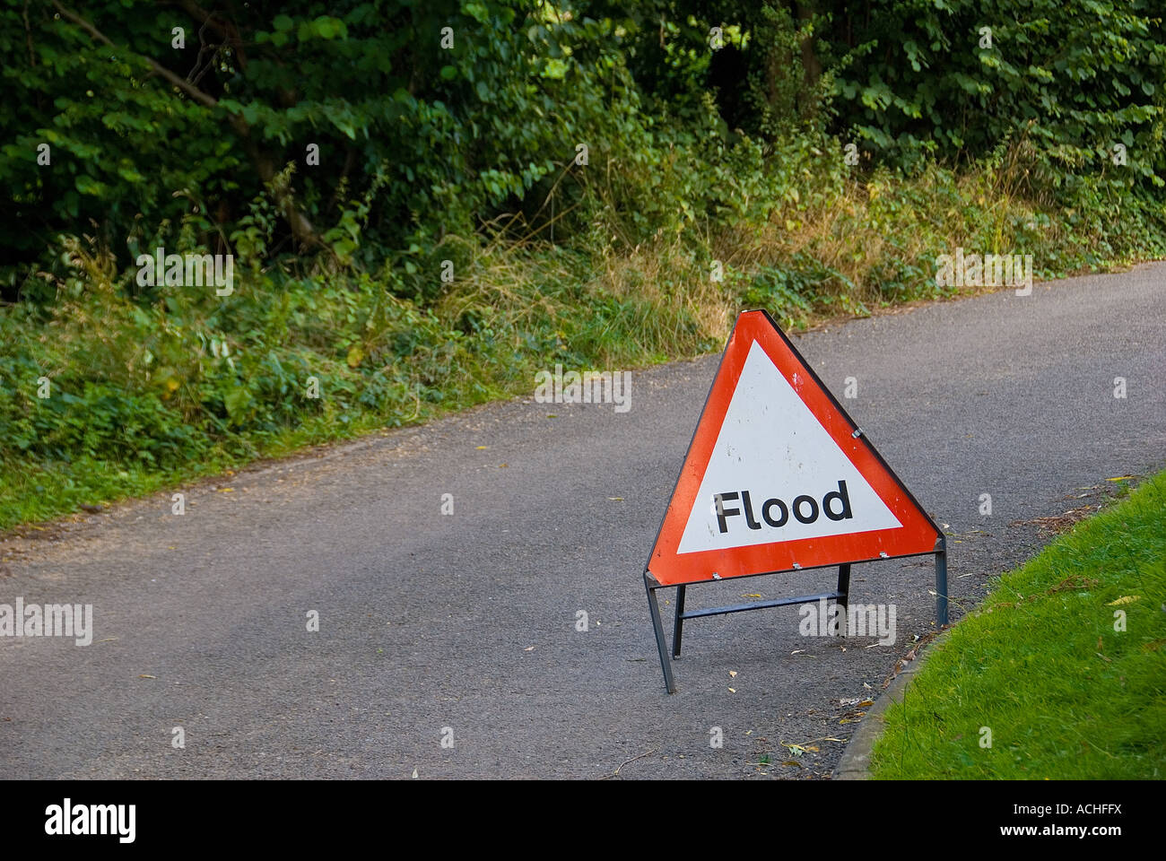 Flood Warning Road Sign Stock Photo - Alamy