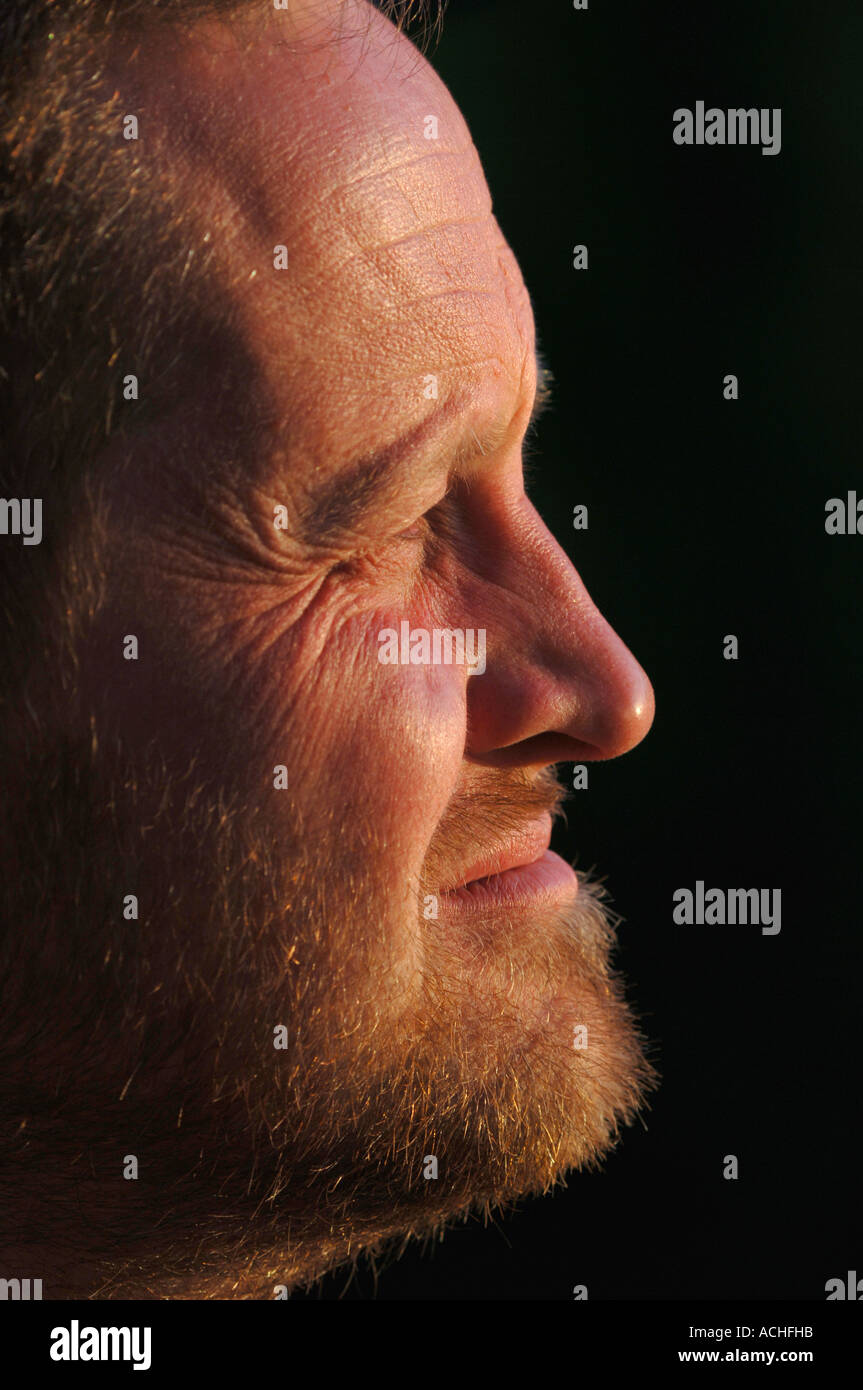 Mans profile hi-res stock photography and images - Alamy