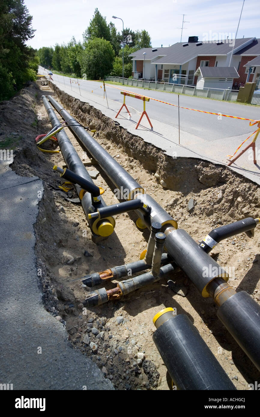 Insulated pipes for heated water between heat plant and households ...