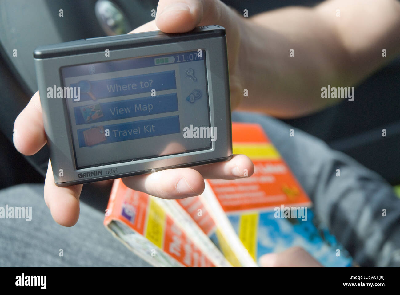 Garmin sat nav hi-res stock photography and images - Alamy
