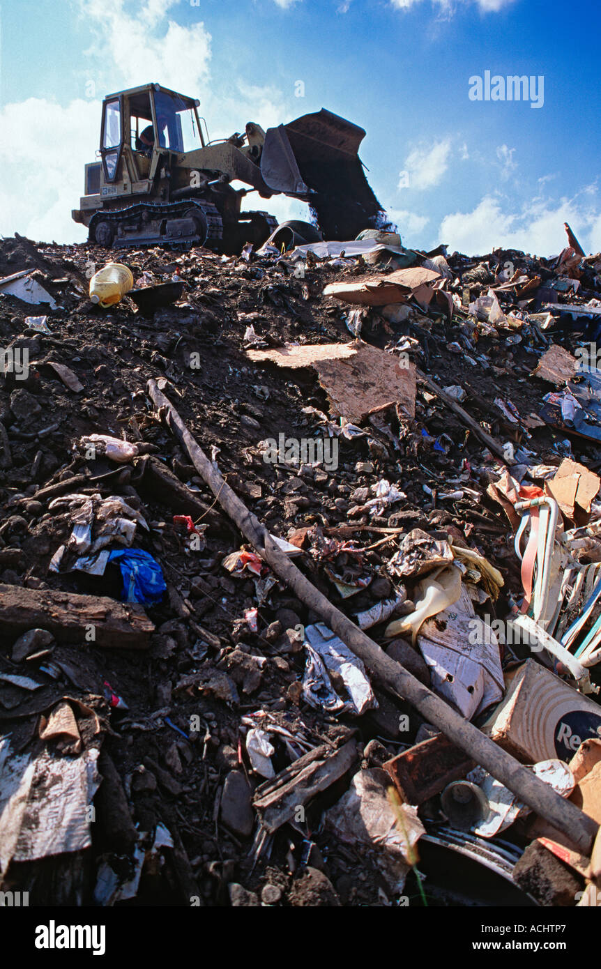 Garbage mound hi-res stock photography and images - Alamy
