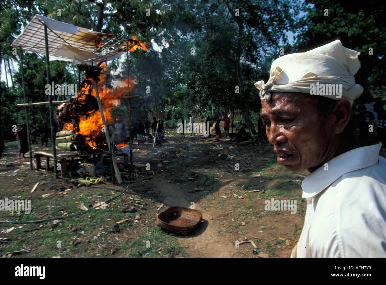 Indonesia Bali Funeral pyre burns at Hindu cremation ceremony in ...