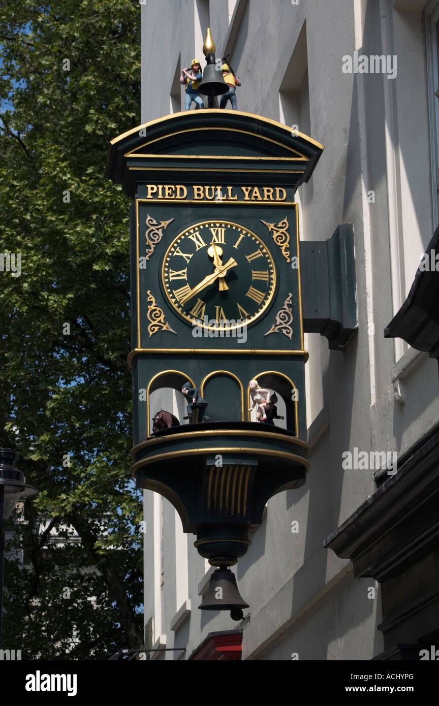 The bull pub london hi-res stock photography and images - Alamy