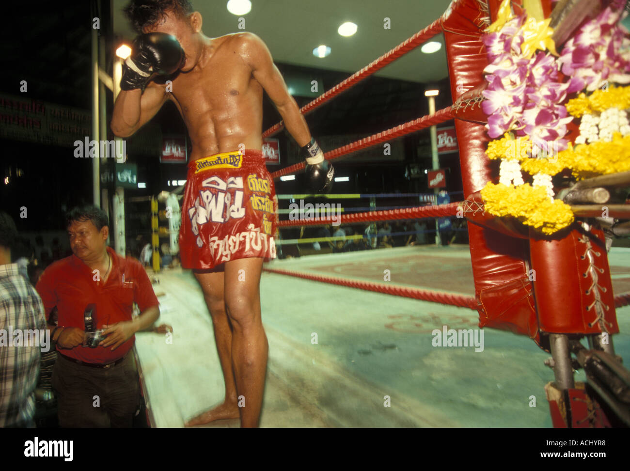 Thailand Bangkok Exhausted fighter sobs after losing Kick Boxing bout ...