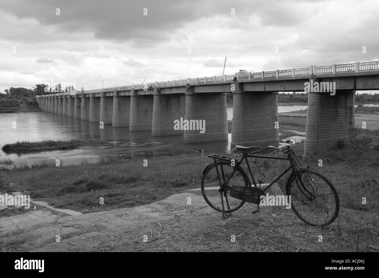 A bicycle by a bridge in Mysore, Karnataka, India Stock Photo - Alamy