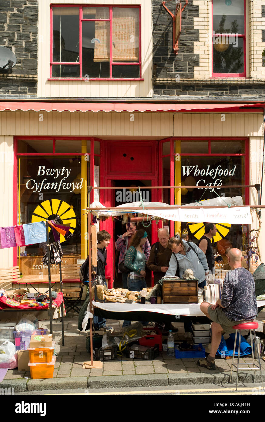 Shop machynlleth hi-res stock photography and images - Alamy