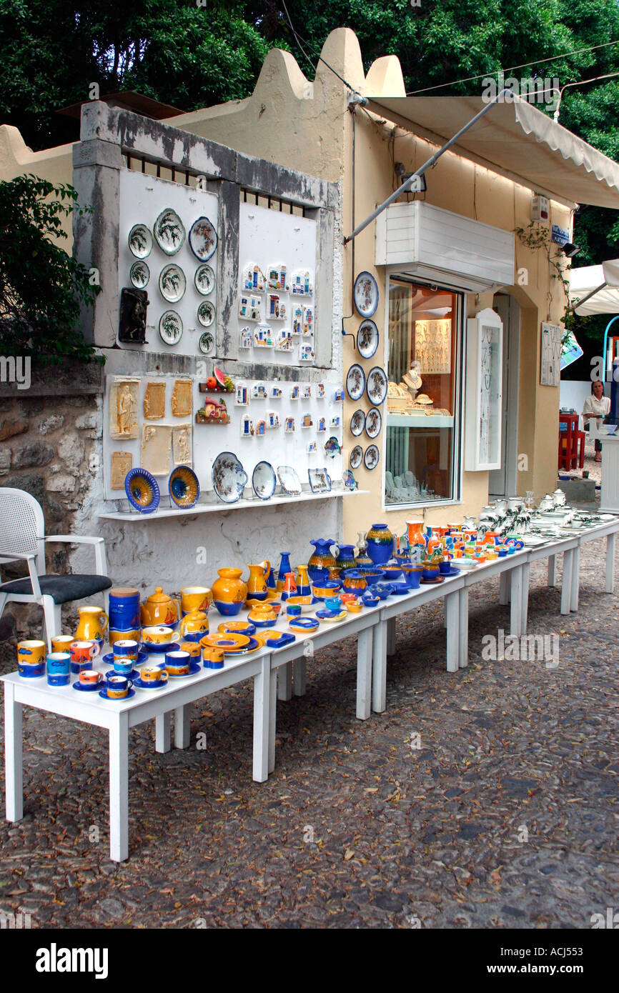 Greek pottery hi-res stock photography and images - Alamy