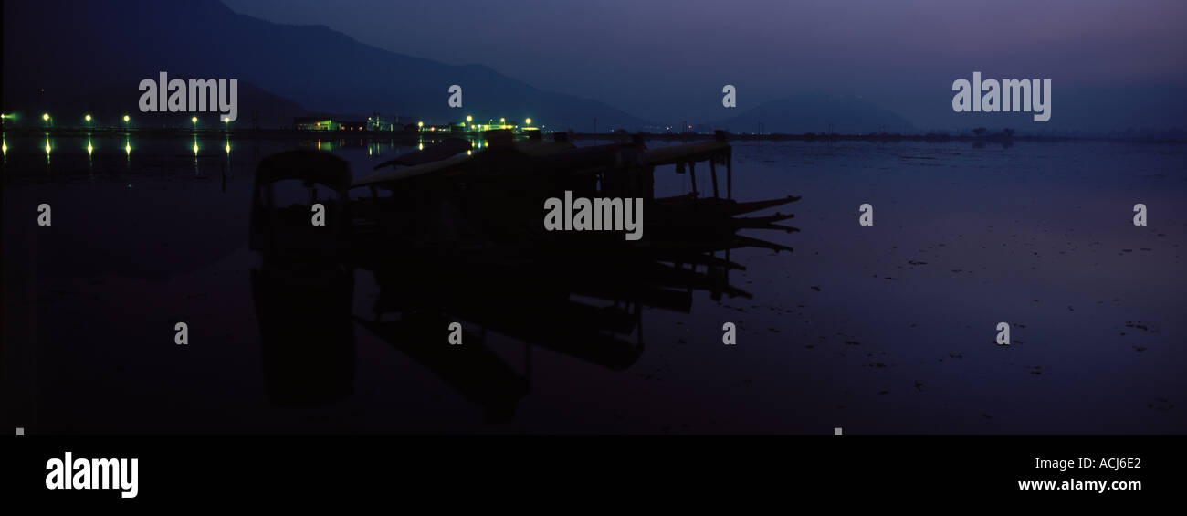 Dal lake kashmir night hi-res stock photography and images - Alamy