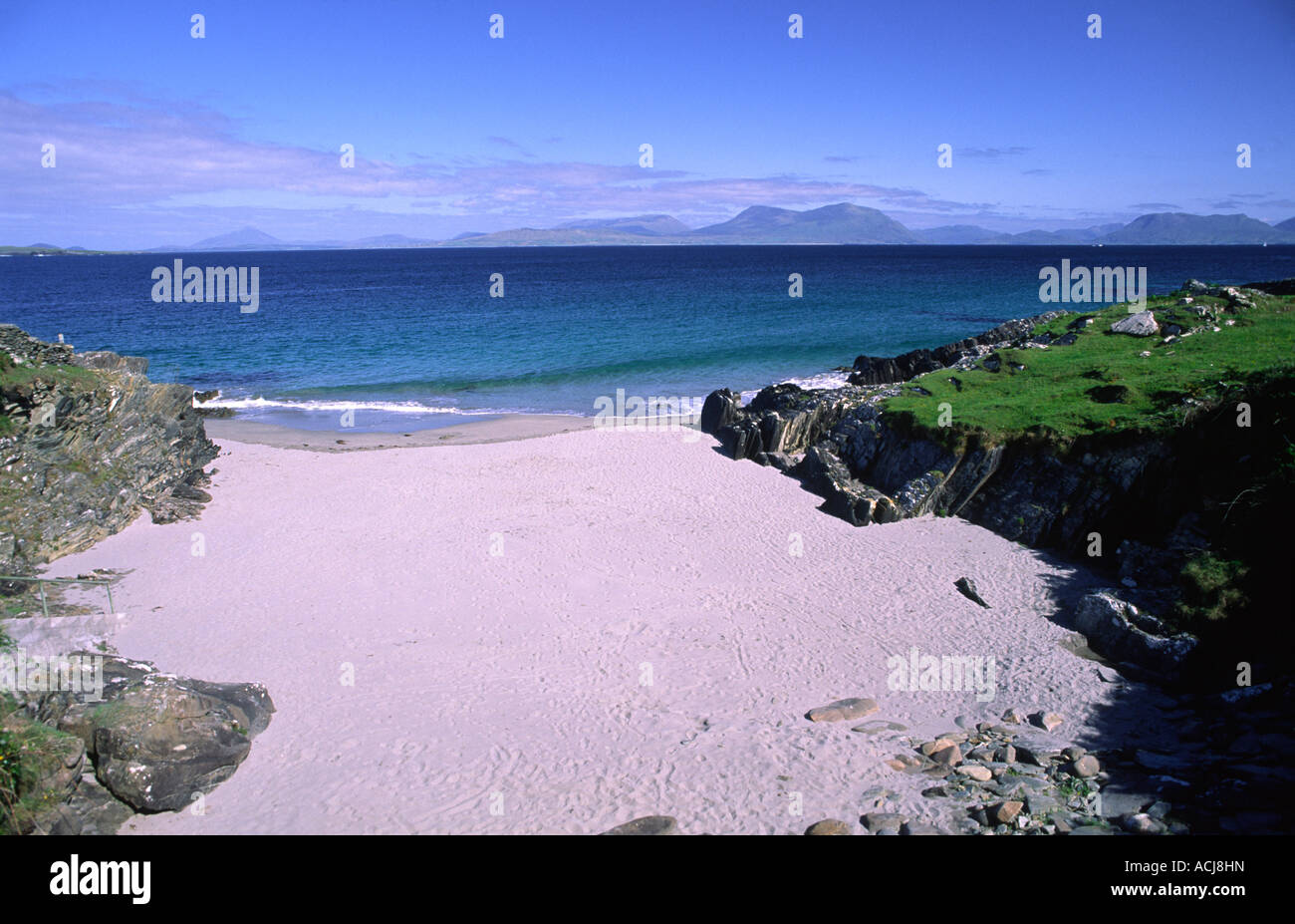 Sandy cove ireland hi-res stock photography and images - Alamy
