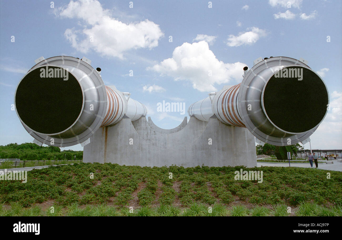 Space shuttle booster rockets Stock Photo - Alamy
