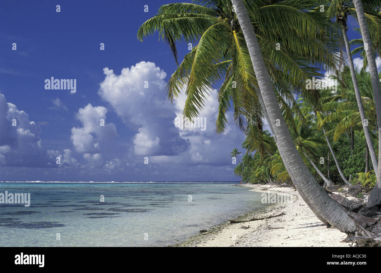 Tetiaroa hi-res stock photography and images - Alamy