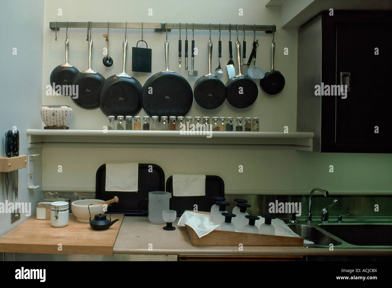 Pan wall hi-res stock photography and images - Alamy