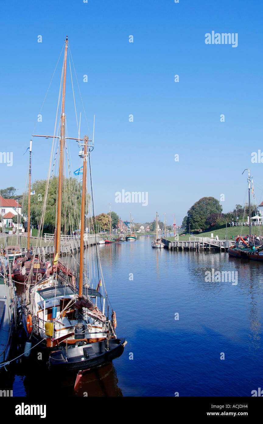 Sailing ships Carolinensiel Stock Photo - Alamy