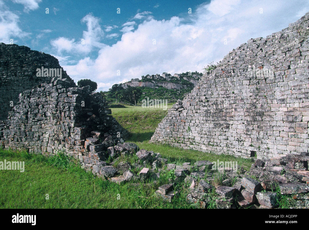 Hill complex great zimbabwe hi-res stock photography and images - Alamy
