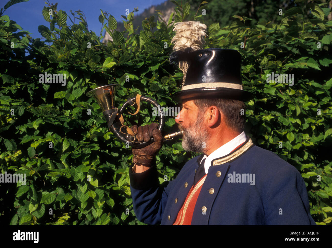 Blowing bugle hi-res stock photography and images - Alamy