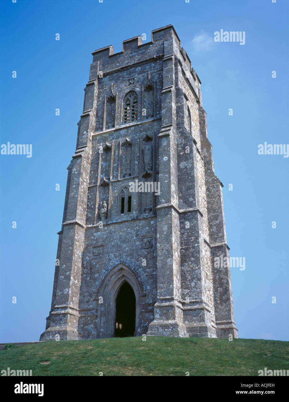 Glastonbury holy grail hi-res stock photography and images - Alamy Glastonbury holy grail hi-res stock photography and images - Alamy